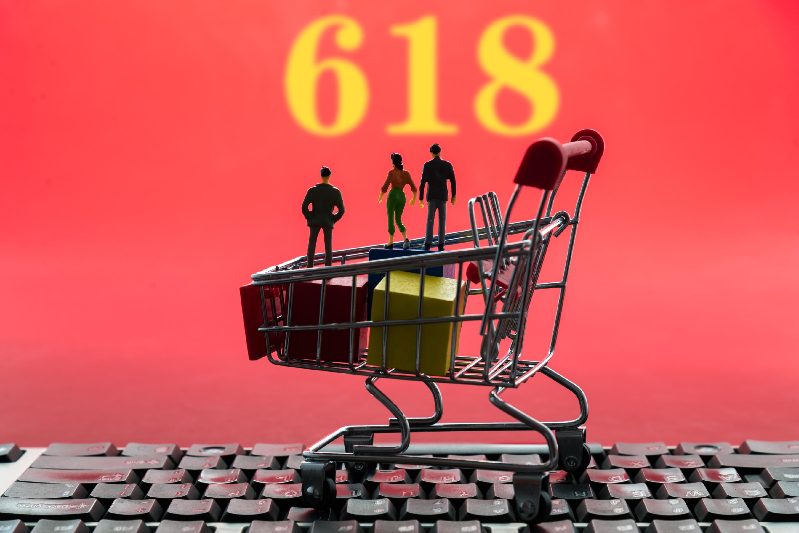 618新玩法：品牌方靠“新品首发”讲故事，清库存成过去式