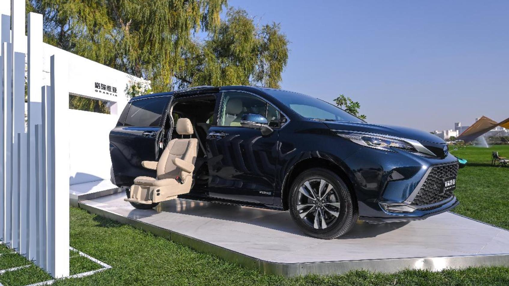 新车扎堆，春天在即，MPV的爆发支点为什么是格瑞维亚？