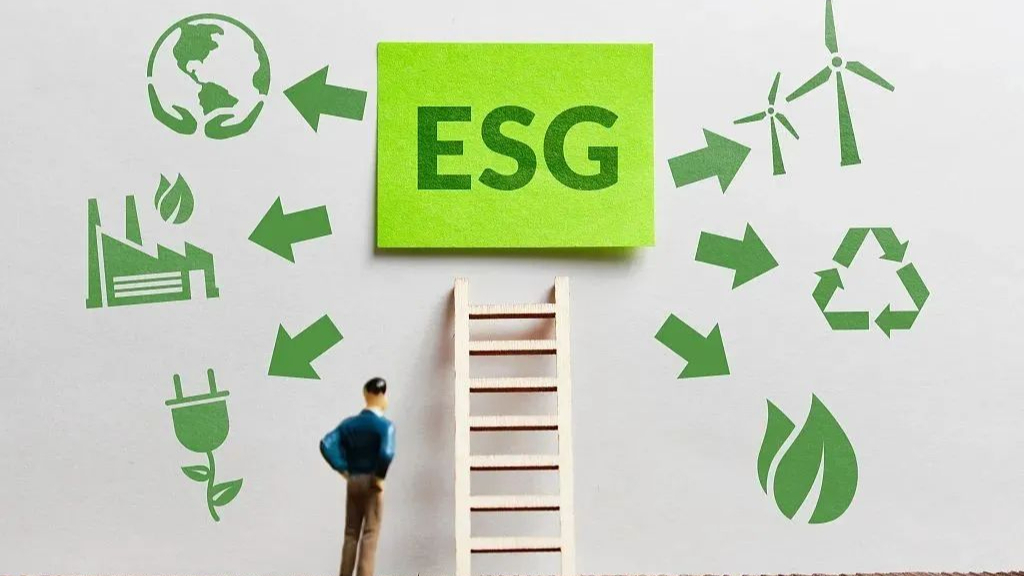 ESG投资浪潮“风正劲” 主题基金迈进“5000亿”时代